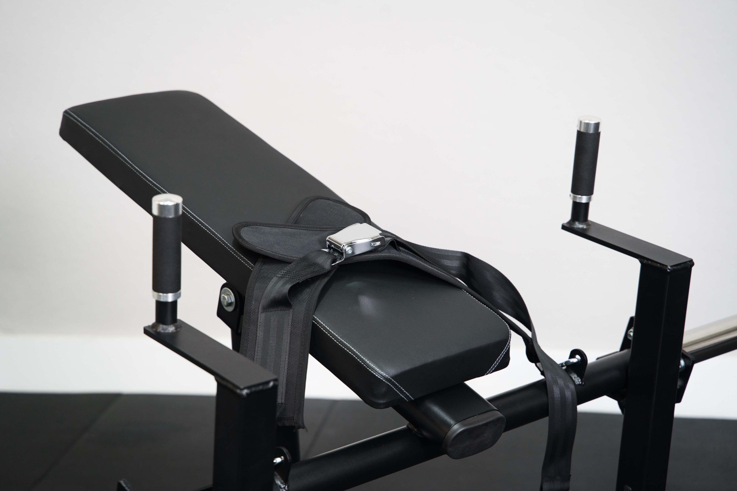 EXTREME FITNESS GLUTE DRIVE MACHINE - Extreme Fitness