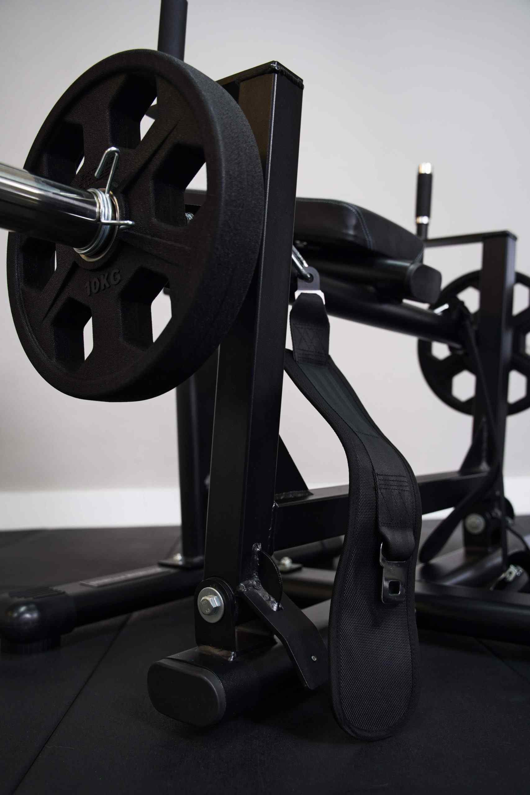 EXTREME FITNESS GLUTE DRIVE MACHINE - Extreme Fitness