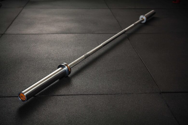 Enhance Workouts with the Bareknuckle Women's 15kg Barbell